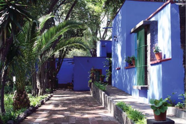 La Casa Azul, el universo íntimo de Frida Kahlo – Mexicanísimo
